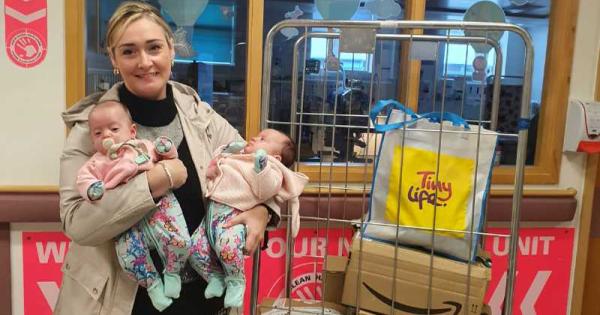 McCullagh family say 'thank-you' to Neonatal Unit - Photo 1 of 1 ...