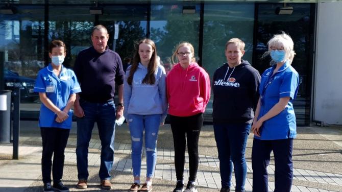 Plumbridge family raise £4,200 for Altnagelvin's Sperrin Unit - Photo 1 ...